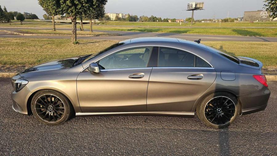 Pelēks Mercedes-Benz CLA 250 2018 Kauņa, ar dzinēja tilpumu 1.99 L un nobraukumu 145 tūkst. km par 15900 €, foto 5 vietnē AUTOMOTO.COM.LV