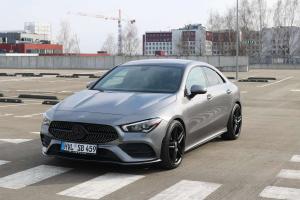 Pelēks Mercedes-Benz CLA 250 2021 Viļņa, ar dzinēja tilpumu 2.00 L un nobraukumu 108 tūkst. km par 26600 €, foto  vietnē AUTOMOTO.COM.LV