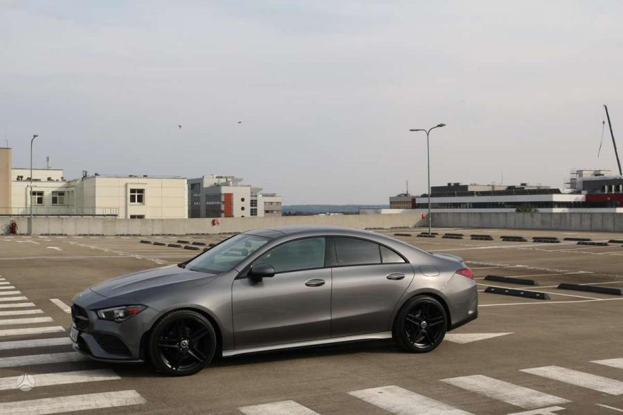 Pelēks Mercedes-Benz CLA 250 2021 Viļņa, ar dzinēja tilpumu 2.00 L un nobraukumu 108 tūkst. km par 26600 €, foto 5 vietnē AUTOMOTO.COM.LV
