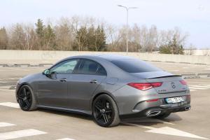 Pelēks Mercedes-Benz CLA 250 2021 Viļņa, ar dzinēja tilpumu 2.00 L un nobraukumu 108 tūkst. km par 26600 €, foto 7 vietnē AUTOMOTO.COM.LV