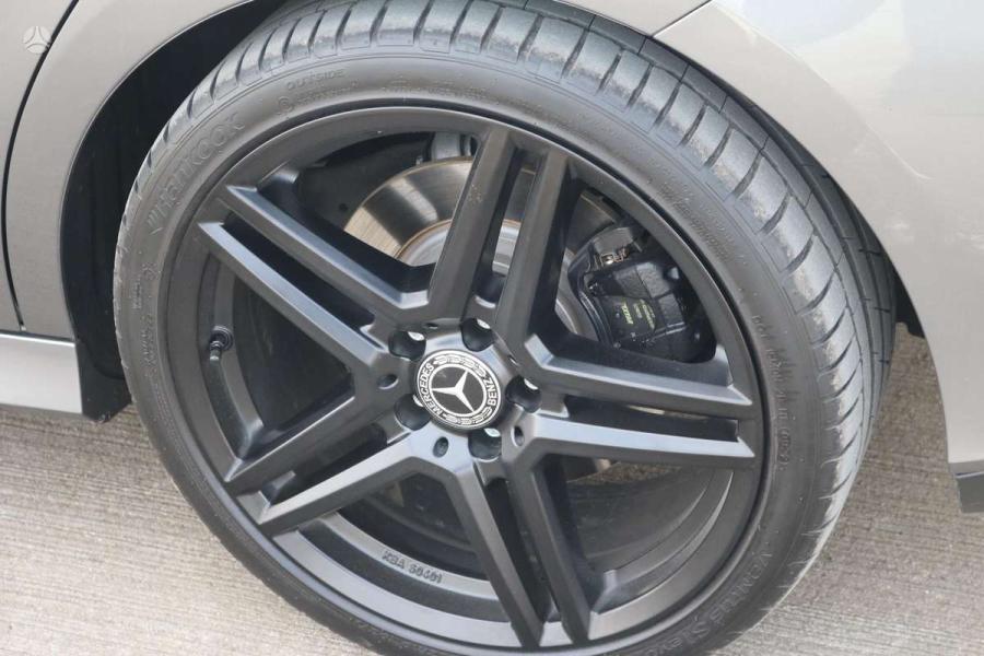 Pelēks Mercedes-Benz CLA 250 2021 Viļņa, ar dzinēja tilpumu 2.00 L un nobraukumu 108 tūkst. km par 26600 €, foto 15 vietnē AUTOMOTO.COM.LV