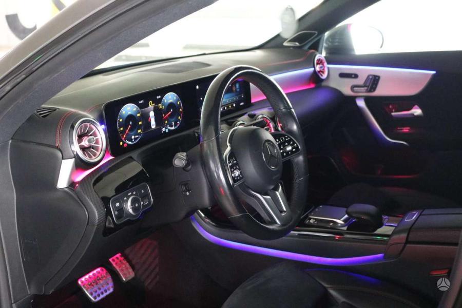 Pelēks Mercedes-Benz CLA 250 2021 Viļņa, ar dzinēja tilpumu 2.00 L un nobraukumu 108 tūkst. km par 26600 €, foto 17 vietnē AUTOMOTO.COM.LV