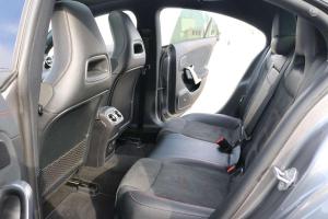 Pelēks Mercedes-Benz CLA 250 2021 Viļņa, ar dzinēja tilpumu 2.00 L un nobraukumu 108 tūkst. km par 26600 €, foto 32 vietnē AUTOMOTO.COM.LV