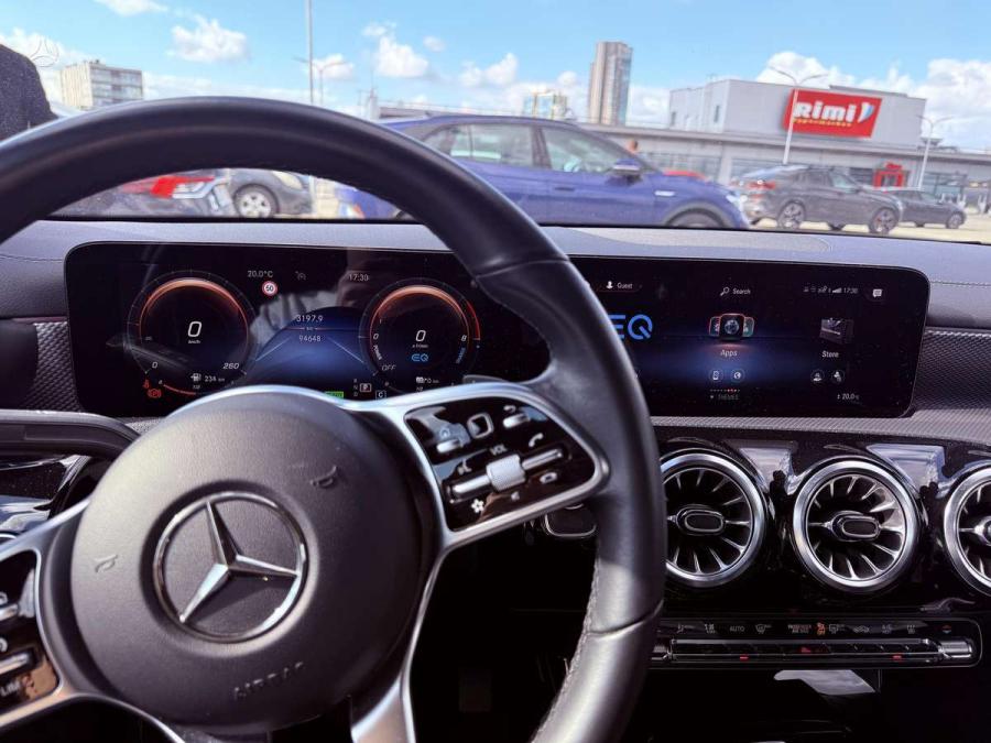 Pelēks Mercedes-Benz CLA 250 2021 Viļņa, ar dzinēja tilpumu 1.33 L un nobraukumu 95 tūkst. km par 24250 €, foto 6 vietnē AUTOMOTO.COM.LV