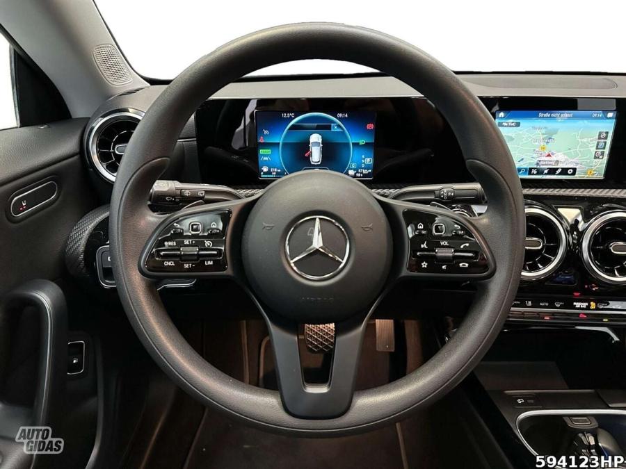 Pelēks Mercedes-Benz CLA 250 2021 Kauņa, ar dzinēja tilpumu 1.30 L un nobraukumu 42 tūkst. km par 27447 €, foto 13 vietnē AUTOMOTO.COM.LV