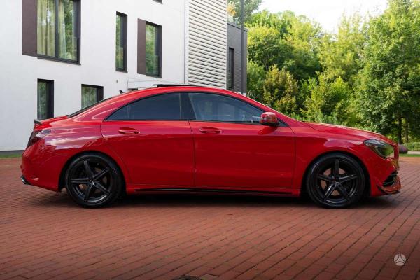 Red Mercedes-Benz CLA 250 2014 in Vilnius, with an engine capacity of 1.99 L and mileage of 193 thousand km for 17500 €, photo 4 on AUTOMOTO.COM.LV