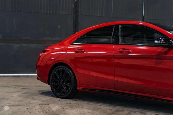 Sarkans Mercedes-Benz CLA 250 2018 Klaipėda, ar dzinēja tilpumu 1.99 L un nobraukumu 113 tūkst. km par 15500 €, foto 9 vietnē AUTOMOTO.COM.LV
