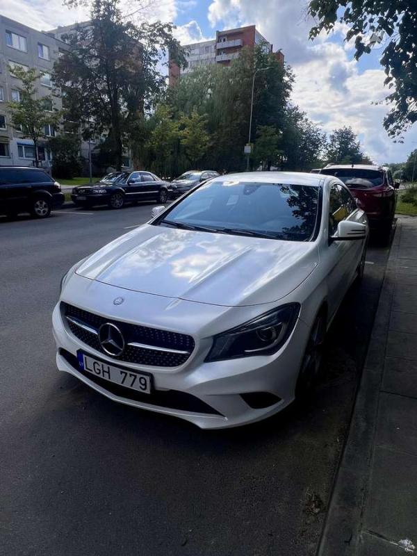 Balts Mercedes-Benz CLA 250 2015 Viļņa, ar dzinēja tilpumu 1.99 L un nobraukumu 214 tūkst. km par 10900 €, foto 3 vietnē AUTOMOTO.COM.LV