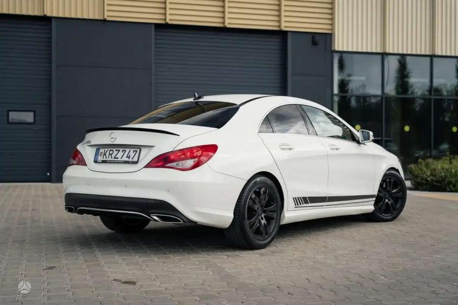 White Mercedes-Benz CLA 250 2017 in Vilnius, with an engine capacity of 1.99 L and mileage of 109 thousand km for 13000 €, photo 5 on AUTOMOTO.COM.LV