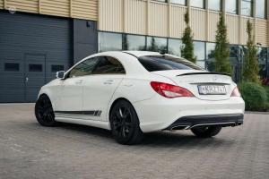 White Mercedes-Benz CLA 250 2017 in Vilnius, with an engine capacity of 1.99 L and mileage of 109 thousand km for 13000 €, photo 7 on AUTOMOTO.COM.LV