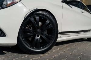White Mercedes-Benz CLA 250 2017 in Vilnius, with an engine capacity of 1.99 L and mileage of 109 thousand km for 13000 €, photo 17 on AUTOMOTO.COM.LV