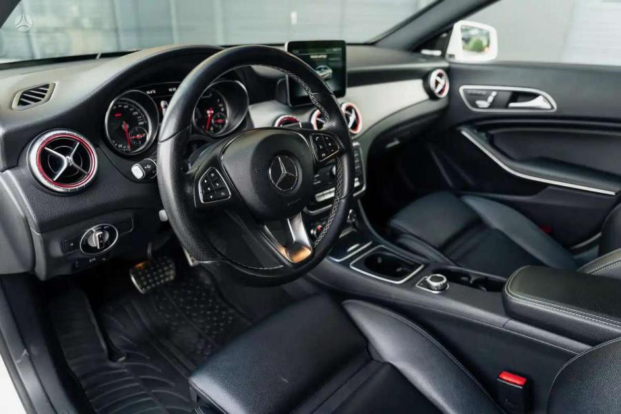 White Mercedes-Benz CLA 250 2017 in Vilnius, with an engine capacity of 1.99 L and mileage of 109 thousand km for 13000 €, photo 20 on AUTOMOTO.COM.LV