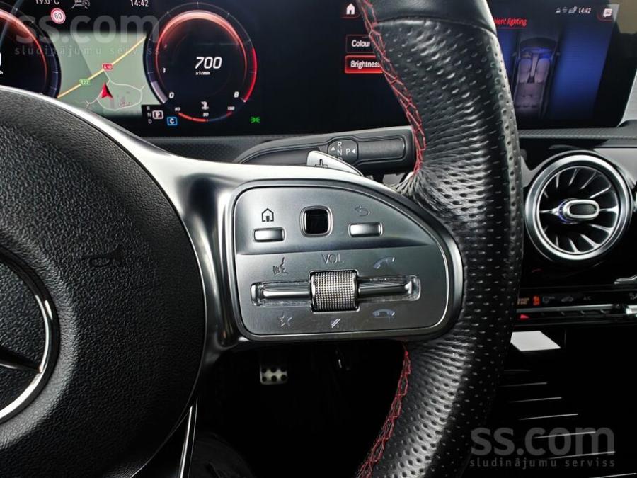 White Mercedes-Benz CLA 250 2020 in Riga, with an engine capacity of 2.00 L and mileage of 74 thousand km for 28900 €, photo 19 on AUTOMOTO.COM.LV
