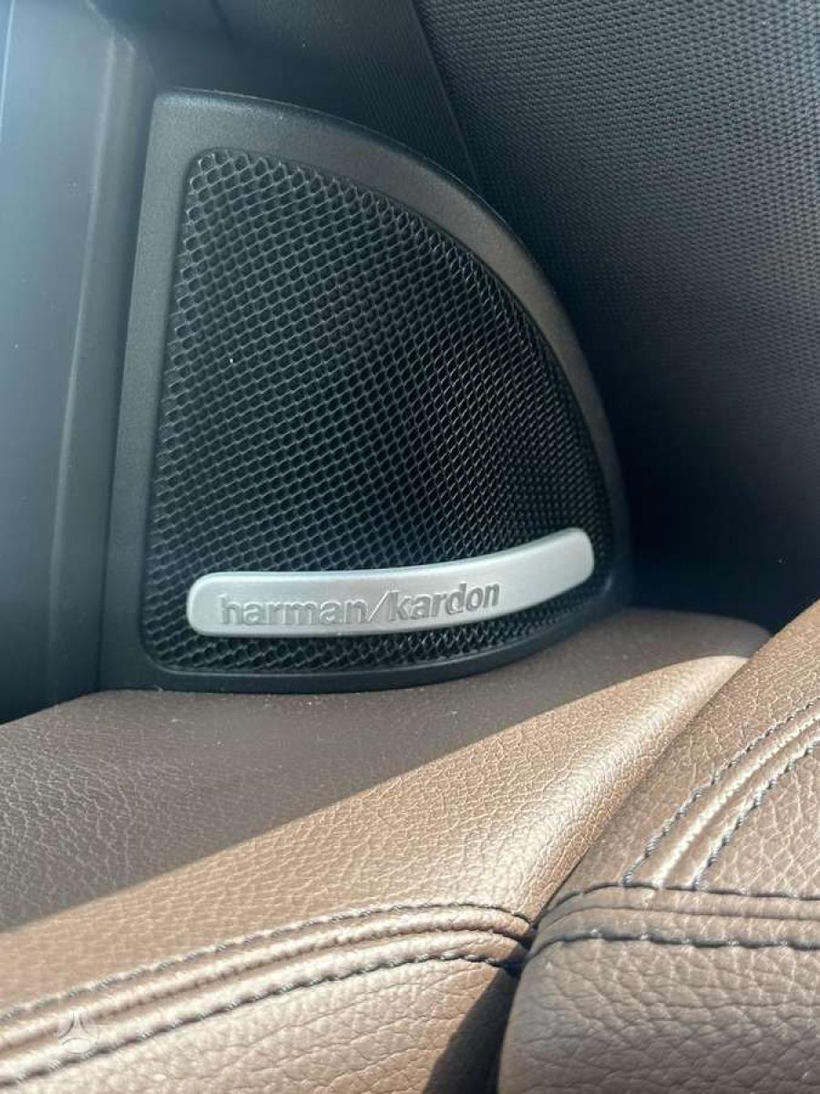 White Mercedes-Benz CLA 250 2015 in Vilnius, with an engine capacity of 1.99 L and mileage of 150 thousand km for 14000 €, photo 10 on AUTOMOTO.COM.LV