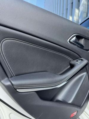 Balts Mercedes-Benz CLA 250 2015 Viļņa, ar dzinēja tilpumu 2.50 L un nobraukumu 100 tūkst. km par 12700 €, foto 21 vietnē AUTOMOTO.COM.LV