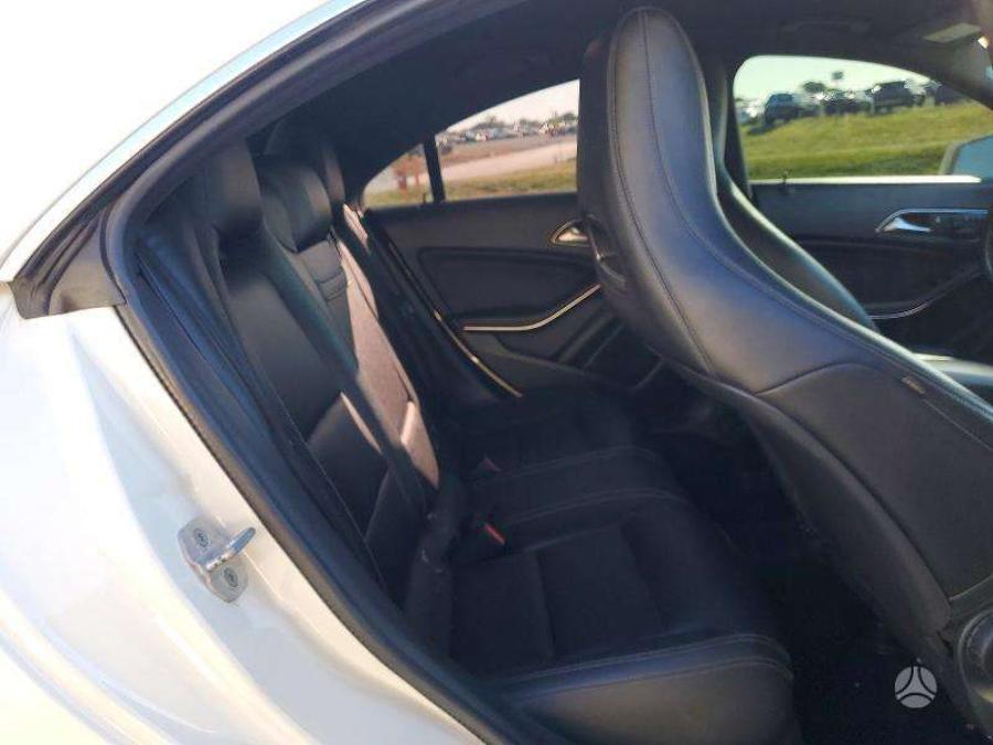 White Mercedes-Benz CLA 250 2016 in Klaipeda, with an engine capacity of 2.00 L and mileage of 206 thousand km for 4999 €, photo 12 on AUTOMOTO.COM.LV