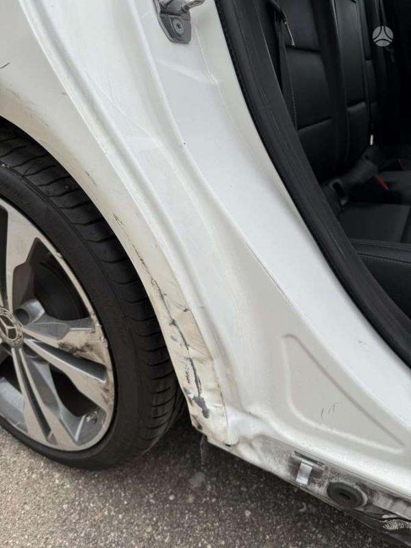 Balts Mercedes-Benz CLA 250 2018 Viļņa, ar dzinēja tilpumu 2.00 L un nobraukumu 95 tūkst. km par 13900 €, foto 9 vietnē AUTOMOTO.COM.LV