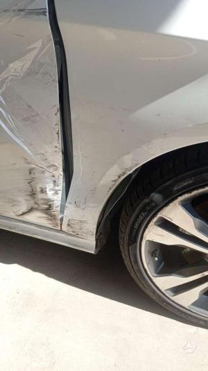 Balts Mercedes-Benz CLA 250 2018 Viļņa, ar dzinēja tilpumu 2.00 L un nobraukumu 95 tūkst. km par 13900 €, foto 12 vietnē AUTOMOTO.COM.LV