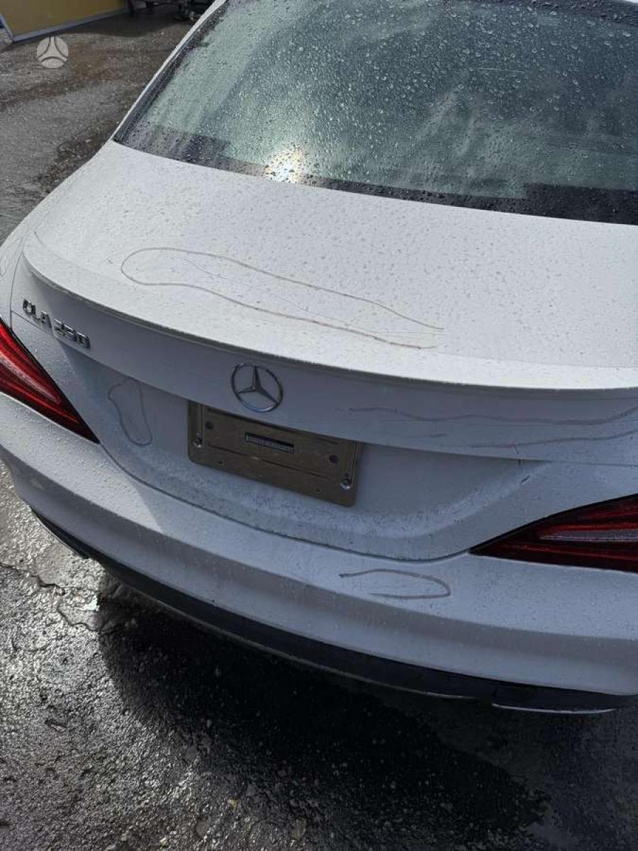 Balts Mercedes-Benz CLA 250 2018 Viļņa, ar dzinēja tilpumu 2.00 L un nobraukumu 95 tūkst. km par 13900 €, foto 25 vietnē AUTOMOTO.COM.LV