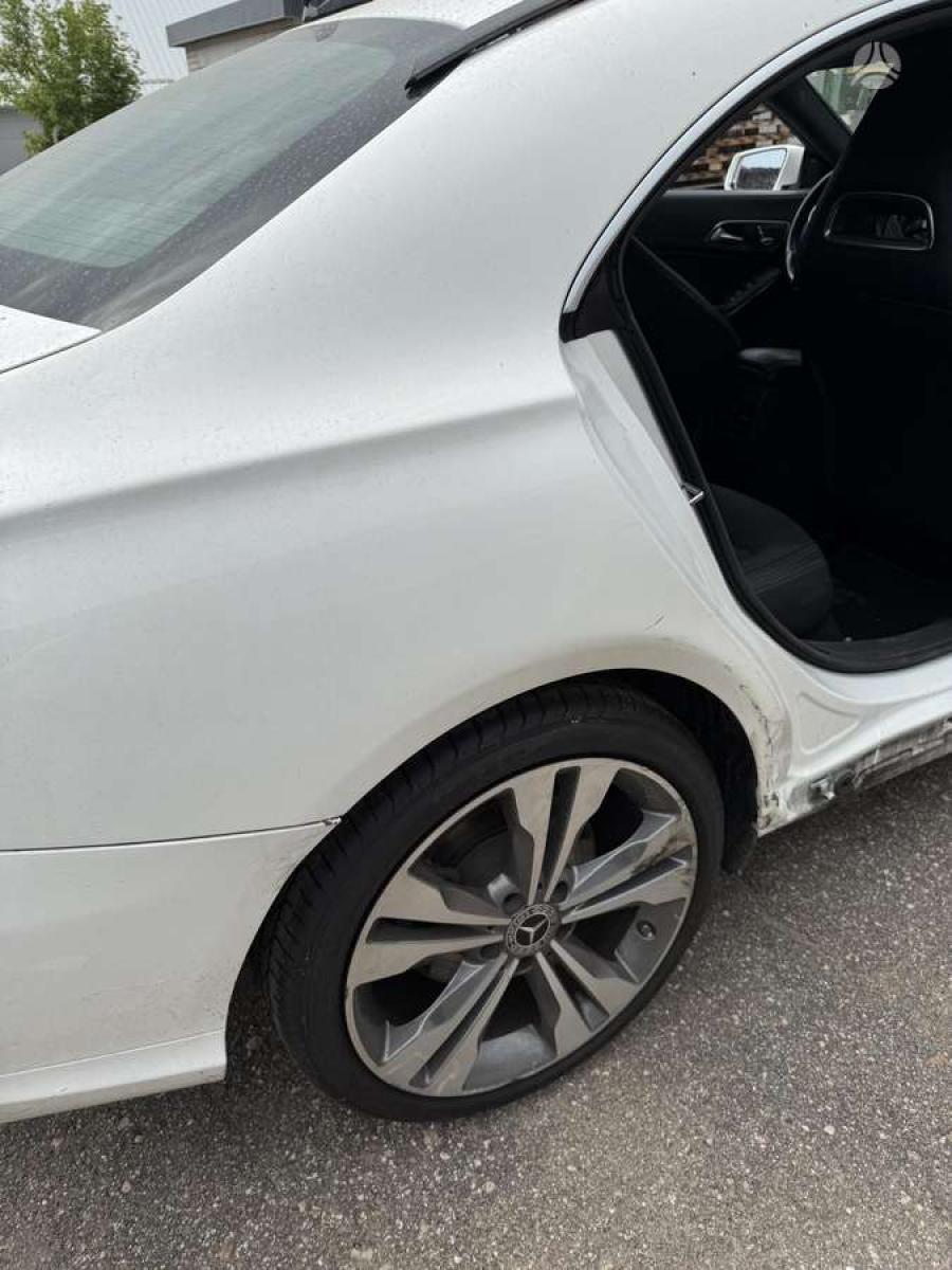 Balts Mercedes-Benz CLA 250 2018 Viļņa, ar dzinēja tilpumu 2.00 L un nobraukumu 95 tūkst. km par 13900 €, foto 30 vietnē AUTOMOTO.COM.LV