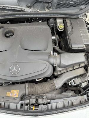 Balts Mercedes-Benz CLA 250 2018 Viļņa, ar dzinēja tilpumu 2.00 L un nobraukumu 95 tūkst. km par 13900 €, foto 39 vietnē AUTOMOTO.COM.LV