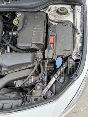 Balts Mercedes-Benz CLA 250 2018 Viļņa, ar dzinēja tilpumu 2.00 L un nobraukumu 95 tūkst. km par 13900 €, foto 40 vietnē AUTOMOTO.COM.LV