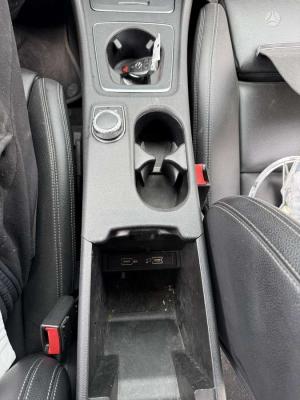 Balts Mercedes-Benz CLA 250 2018 Viļņa, ar dzinēja tilpumu 2.00 L un nobraukumu 95 tūkst. km par 13900 €, foto 53 vietnē AUTOMOTO.COM.LV