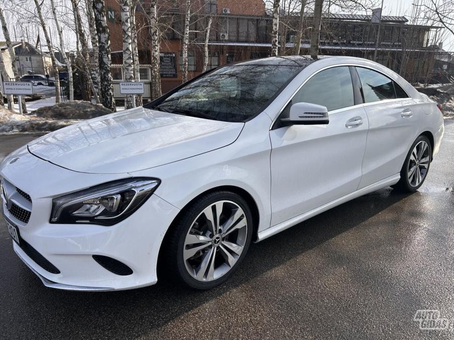 Balts Mercedes-Benz CLA 250 2019 Kauņa, ar dzinēja tilpumu 2.00 L un nobraukumu 73 tūkst. km par 18399 €, foto 31 vietnē AUTOMOTO.COM.LV