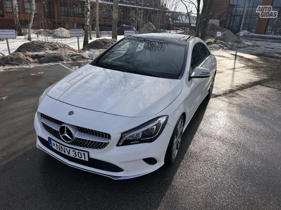 Balts Mercedes-Benz CLA 250 2019 Kauņa, ar dzinēja tilpumu 2.00 L un nobraukumu 73 tūkst. km par 18399 €, foto 33 vietnē AUTOMOTO.COM.LV