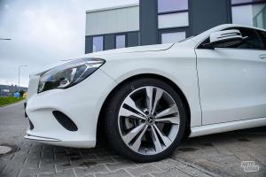 White Mercedes-Benz CLA 250 2019 in Kaunas, with an engine capacity of 2.00 L and mileage of 75 thousand km for 18950 €, photo 7 on AUTOMOTO.COM.LV
