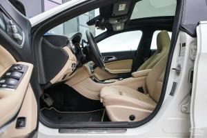 White Mercedes-Benz CLA 250 2019 in Kaunas, with an engine capacity of 2.00 L and mileage of 75 thousand km for 18950 €, photo 25 on AUTOMOTO.COM.LV