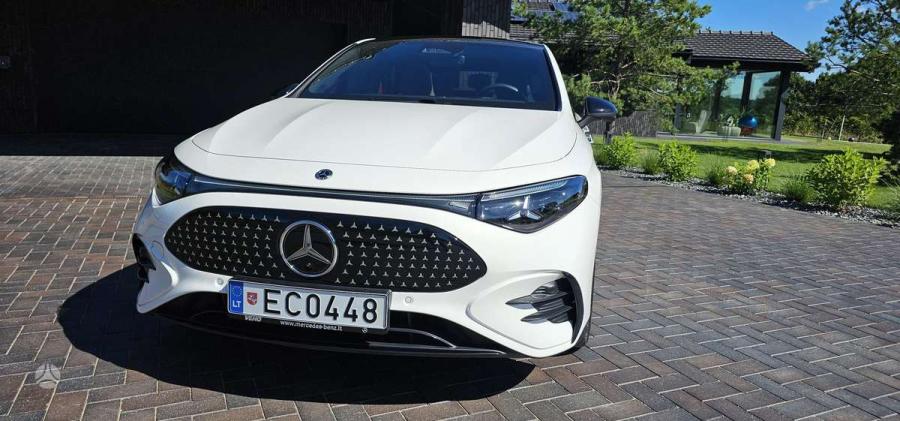 White Mercedes-Benz CLA 250 2025 in Kaunas, with an engine capacity of 0.00 L and mileage of 31 thousand km for 55000 €, photo 5 on AUTOMOTO.COM.LV