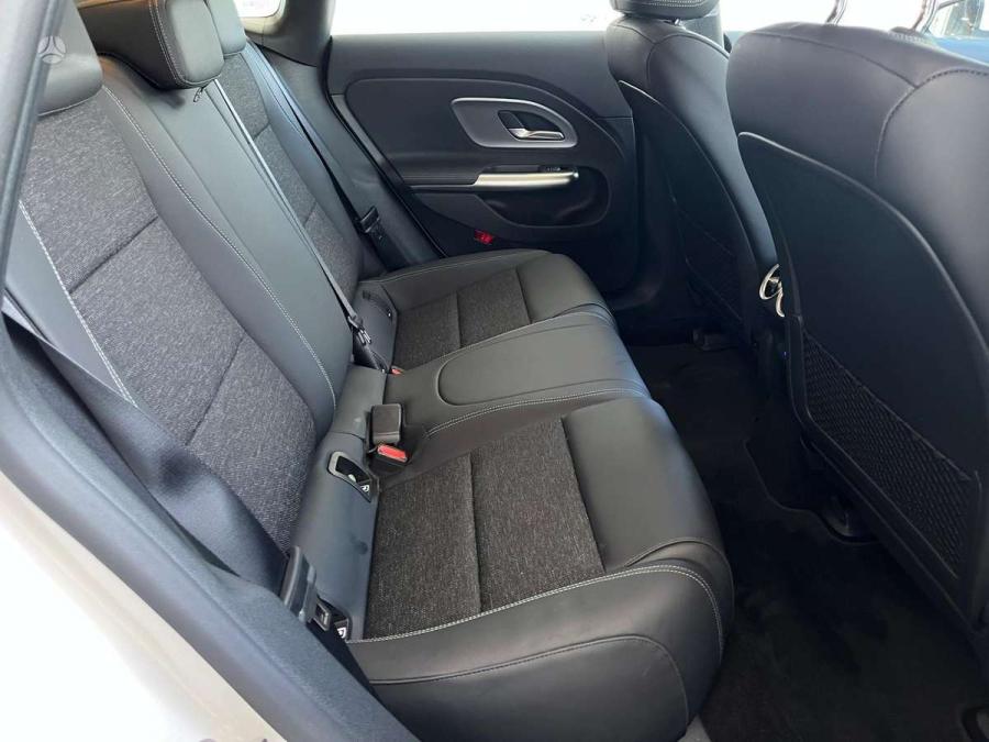 White Mercedes-Benz CLA 250 2026 in Kaunas, with an engine capacity of 0.00 L and mileage of 5 thousand km for 46900 €, photo 17 on AUTOMOTO.COM.LV