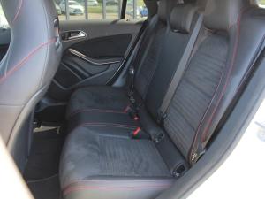 White Mercedes-Benz CLA 250 2017 in Vilnius, with an engine capacity of 2.00 L and mileage of 101 thousand km for 16950 €, photo 16 on AUTOMOTO.COM.LV