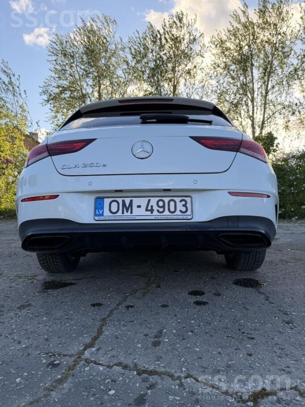 Balts Mercedes-Benz CLA 250 2021 Aizkraukle, ar dzinēja tilpumu 1.40 L un nobraukumu 129 tūkst. km par 25800 €, foto 5 vietnē AUTOMOTO.COM.LV