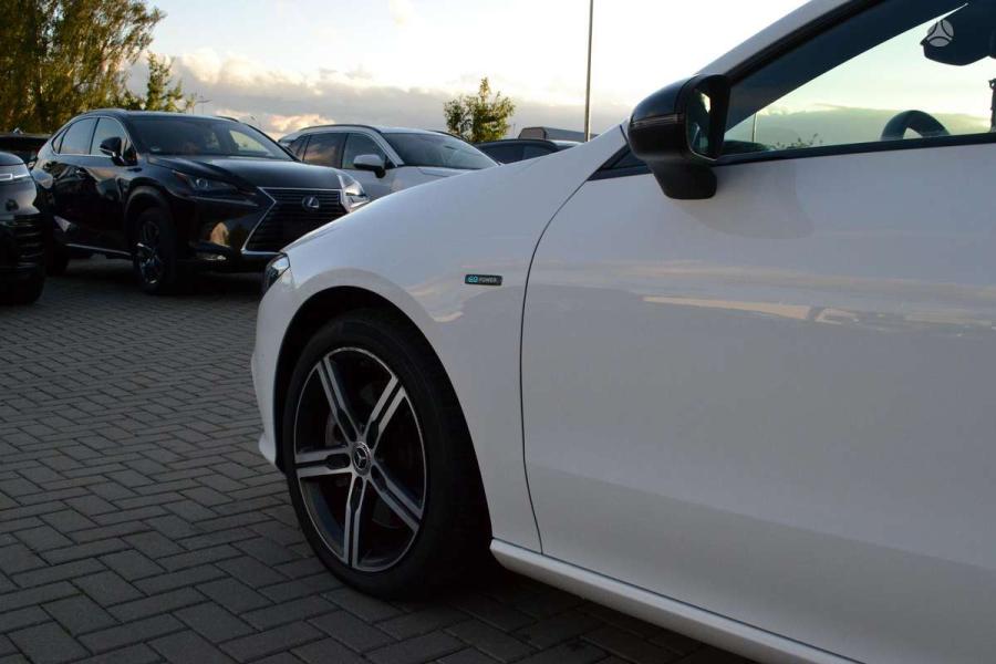 Balts Mercedes-Benz CLA 250 2021 Viļņa, ar dzinēja tilpumu 1.33 L un nobraukumu 205 tūkst. km par 20000 €, foto 6 vietnē AUTOMOTO.COM.LV
