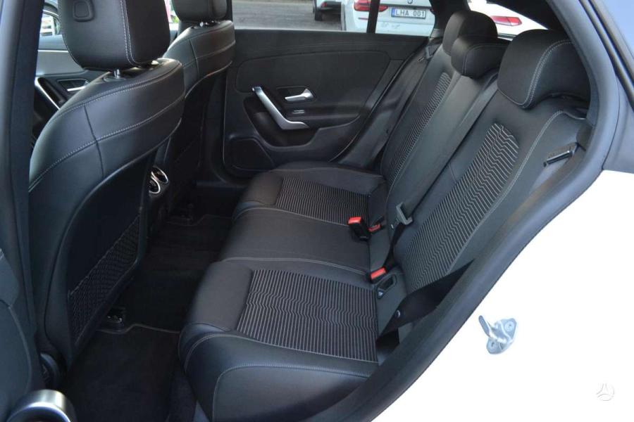 Balts Mercedes-Benz CLA 250 2021 Viļņa, ar dzinēja tilpumu 1.33 L un nobraukumu 205 tūkst. km par 20000 €, foto 32 vietnē AUTOMOTO.COM.LV