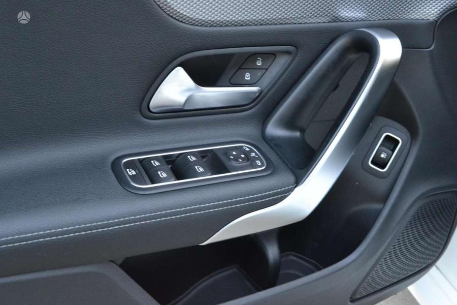 Balts Mercedes-Benz CLA 250 2021 Viļņa, ar dzinēja tilpumu 1.33 L un nobraukumu 205 tūkst. km par 20000 €, foto 39 vietnē AUTOMOTO.COM.LV