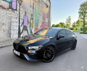 Black Mercedes-Benz CLA 35 AMG 2020 in Vilnius, with an engine capacity of 2.00 L and mileage of 133 thousand km for 25900 €, photo 4 on AUTOMOTO.COM.LV