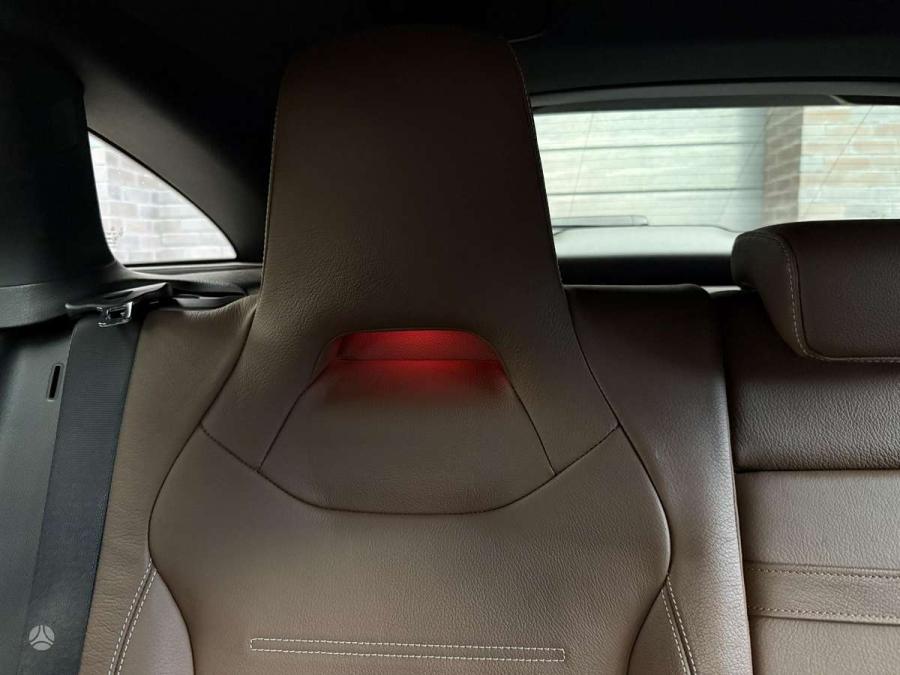 Black Mercedes-Benz CLA 35 AMG 2020 in Vilnius, with an engine capacity of 2.00 L and mileage of 133 thousand km for 25900 €, photo 20 on AUTOMOTO.COM.LV
