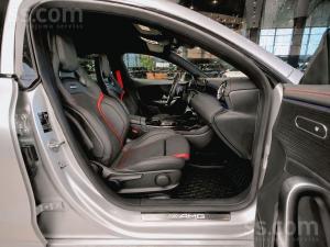 Pelēks Mercedes-Benz CLA 35 AMG 2021 Tallina, ar dzinēja tilpumu 2.00 L un nobraukumu 123 tūkst. km par 29900 €, foto 13 vietnē AUTOMOTO.COM.LV