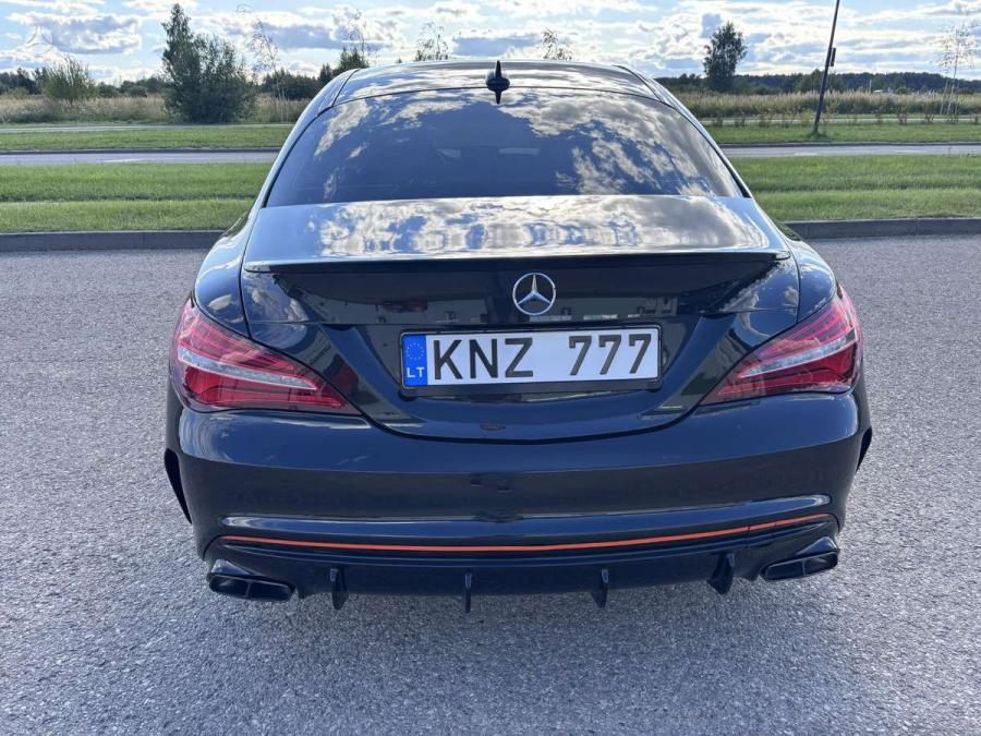 Black Mercedes-Benz CLA 45 AMG 2016 in Vilnius, with an engine capacity of 1.99 L and mileage of 150 thousand km for 29500 €, photo 6 on AUTOMOTO.COM.LV