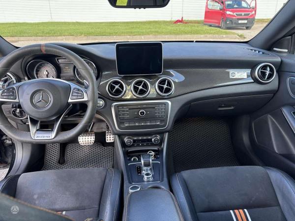Melns Mercedes-Benz CLA 45 AMG 2016 Viļņa, ar dzinēja tilpumu 1.99 L un nobraukumu 150 tūkst. km par 29500 €, foto 9 vietnē AUTOMOTO.COM.LV