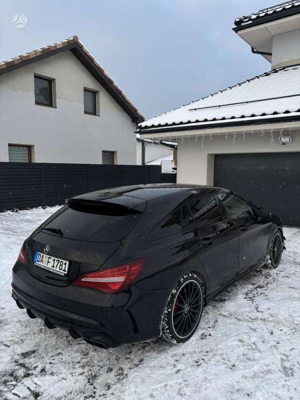 Black Mercedes-Benz CLA 45 AMG 2017 in Vilnius, with an engine capacity of 1.99 L and mileage of 211 thousand km for 23700 €, photo 8 on AUTOMOTO.COM.LV