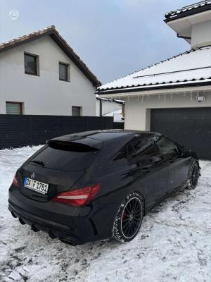 Black Mercedes-Benz CLA 45 AMG 2017 in Vilnius, with an engine capacity of 1.99 L and mileage of 211 thousand km for 23700 €, photo 8 on AUTOMOTO.COM.LV