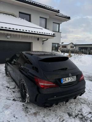 Black Mercedes-Benz CLA 45 AMG 2017 in Vilnius, with an engine capacity of 1.99 L and mileage of 211 thousand km for 23700 €, photo 9 on AUTOMOTO.COM.LV