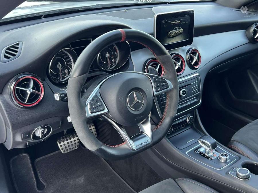 Pelēks Mercedes-Benz CLA 45 AMG 2015 Kėdainiai, ar dzinēja tilpumu 1.99 L un nobraukumu 226 tūkst. km par 19650 €, foto 17 vietnē AUTOMOTO.COM.LV