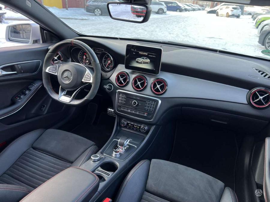 Pelēks Mercedes-Benz CLA 45 AMG 2015 Kėdainiai, ar dzinēja tilpumu 1.99 L un nobraukumu 226 tūkst. km par 19650 €, foto 37 vietnē AUTOMOTO.COM.LV