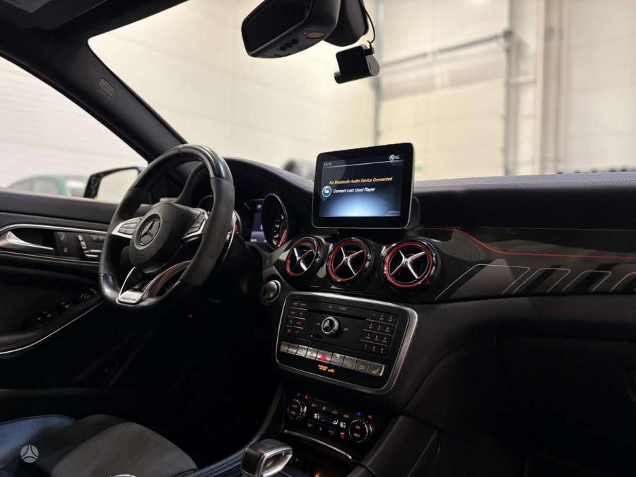 Pelēks Mercedes-Benz CLA 45 AMG 2018 Viļņa, ar dzinēja tilpumu 1.99 L un nobraukumu 94 tūkst. km par 26490 €, foto 20 vietnē AUTOMOTO.COM.LV