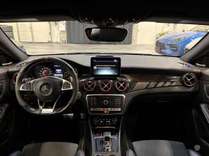Pelēks Mercedes-Benz CLA 45 AMG 2018 Viļņa, ar dzinēja tilpumu 1.99 L un nobraukumu 94 tūkst. km par 26490 €, foto 21 vietnē AUTOMOTO.COM.LV